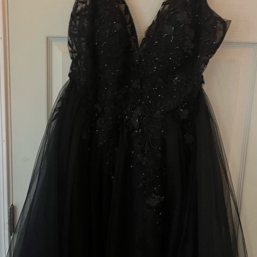 Black Villoni Ballgown Prom Dress - Gem